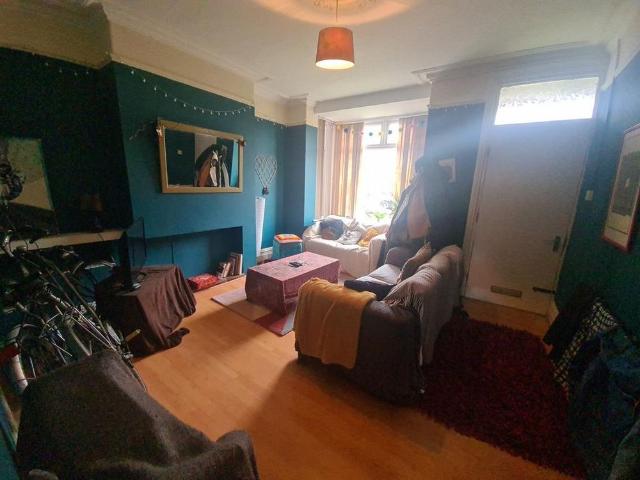 4 bedroom house to rent