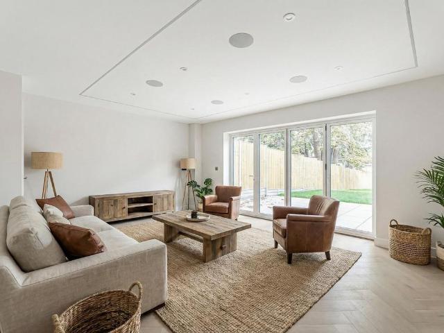 4 bedroom house to rent