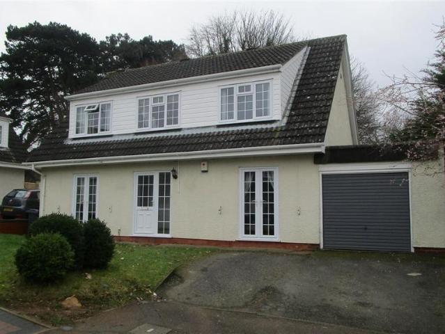 4 bedroom house to rent