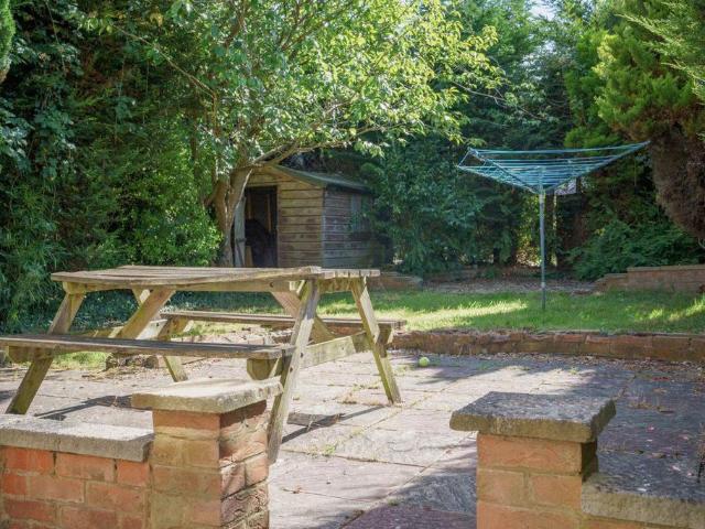 4 bedroom house to rent