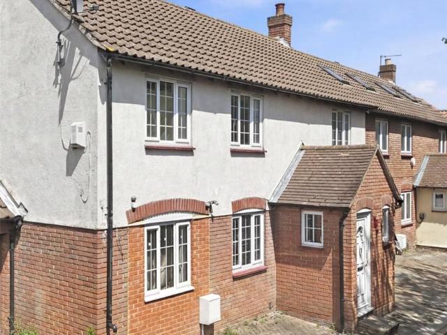 4 bedroom house to rent