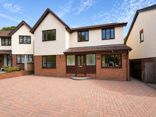 4 bedroom house to rent