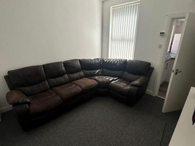 4 bedroom house to rent