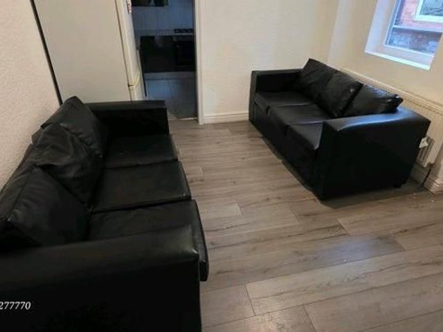 4 bedroom house to rent