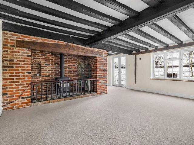 4 bedroom house to rent