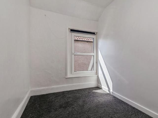4 bedroom house to rent