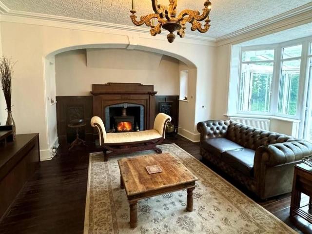 4 bedroom house to rent