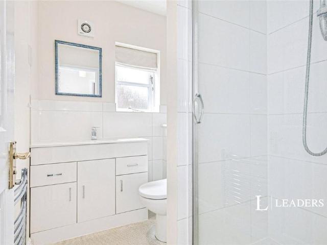 4 bedroom house to rent