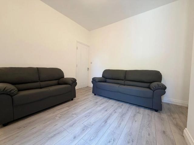 4 bedroom house to rent