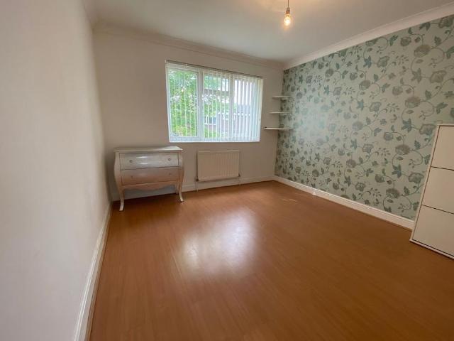 4 bedroom house to rent