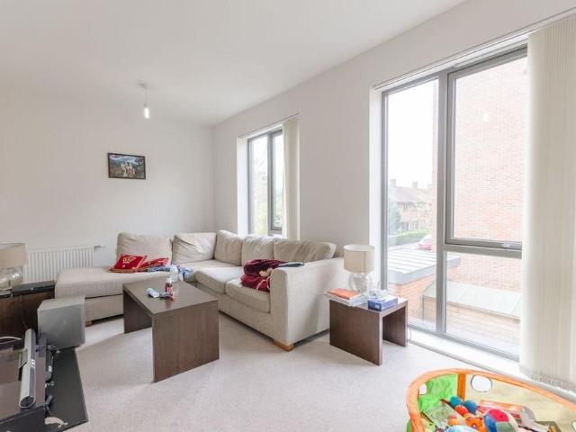 4 bedroom house to rent