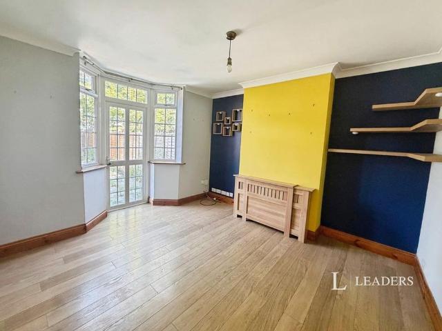 4 bedroom house to rent