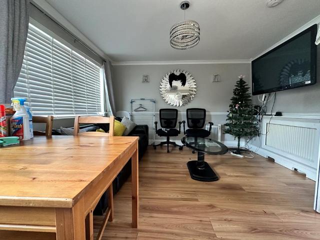 4 bedroom house to rent