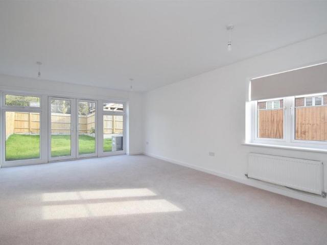 4 bedroom house to rent