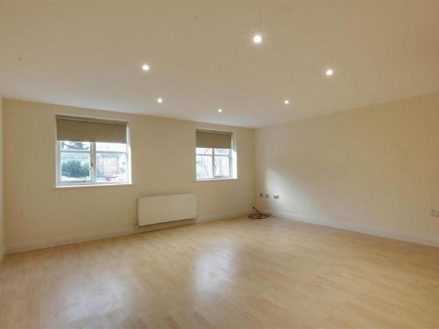 4 bedroom house to rent