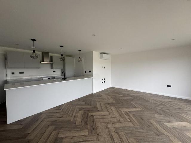 4 bedroom house to rent