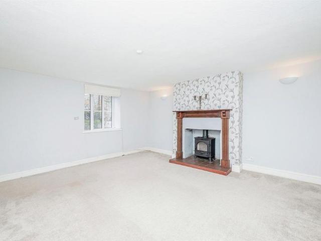 4 bedroom house to rent