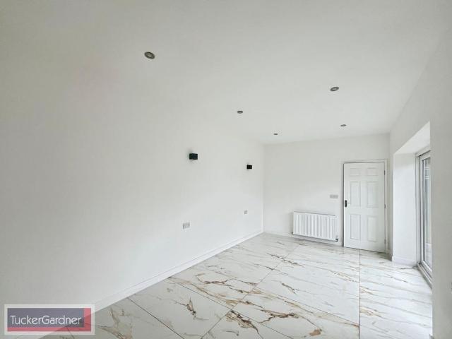 4 bedroom house to rent