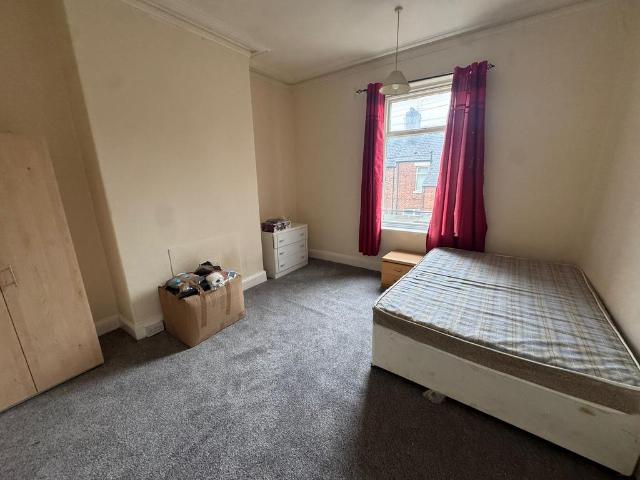 4 bedroom house to rent