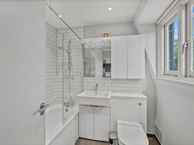 4 bedroom house to rent