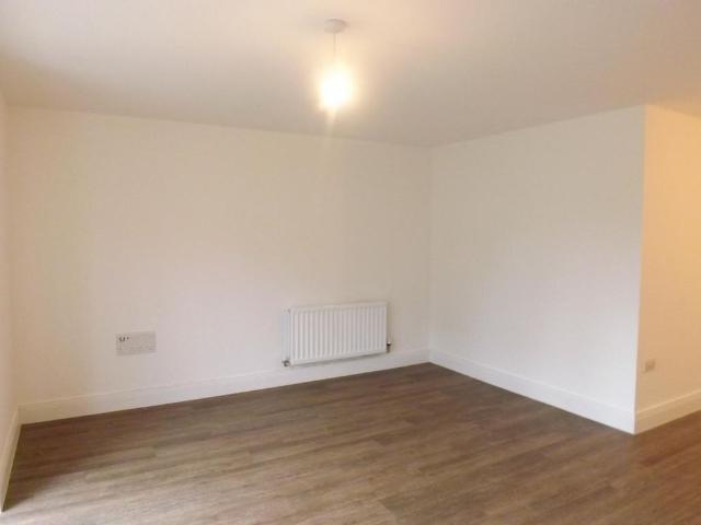 4 bedroom house to rent