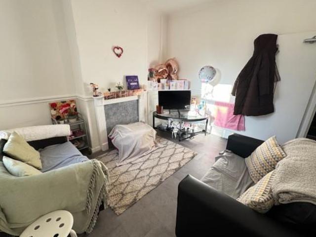 4 bedroom house to rent