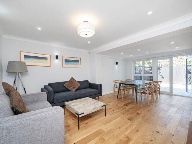 4 bedroom house to rent