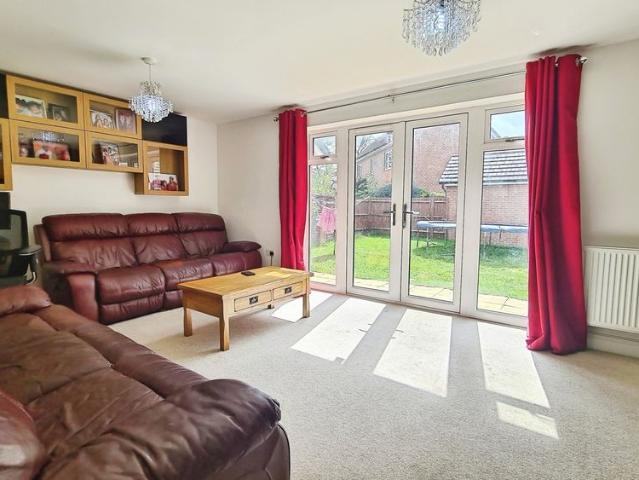 4 bedroom house to rent