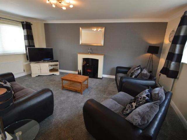 4 bedroom house to rent