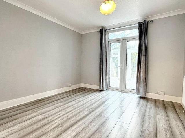 4 bedroom house to rent