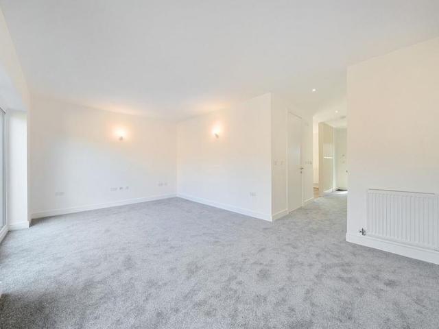 4 bedroom house to rent