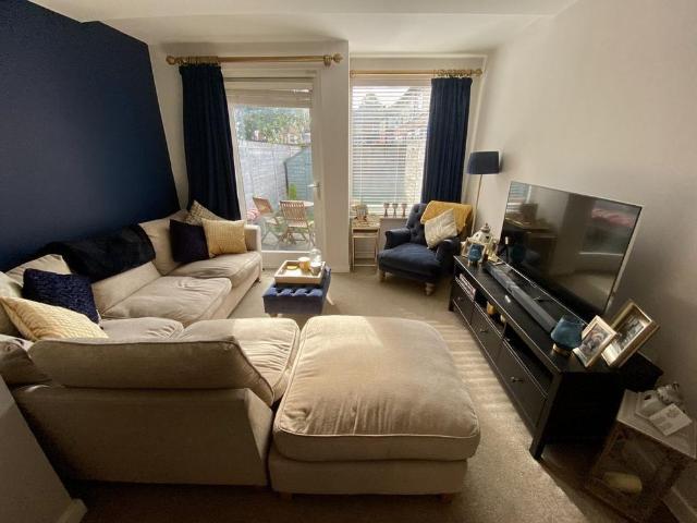 4 bedroom house to rent