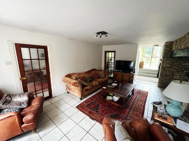 4 bedroom house to rent