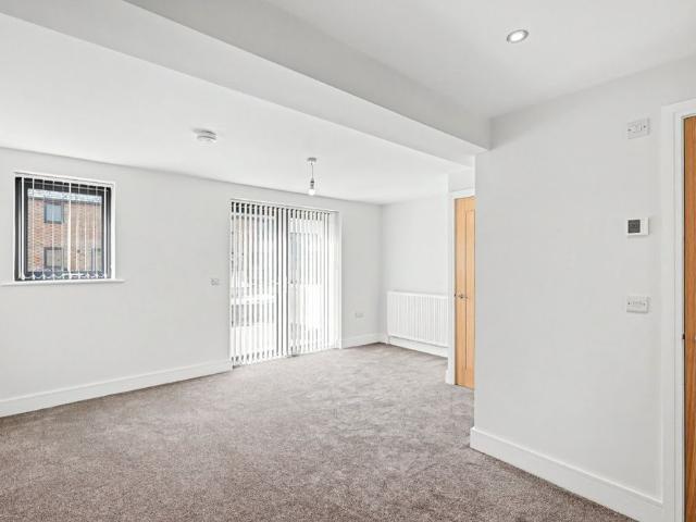 4 bedroom house to rent