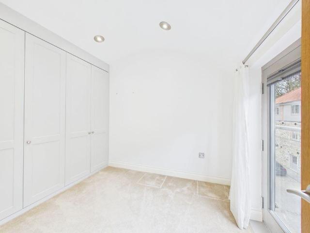 4 bedroom house to rent