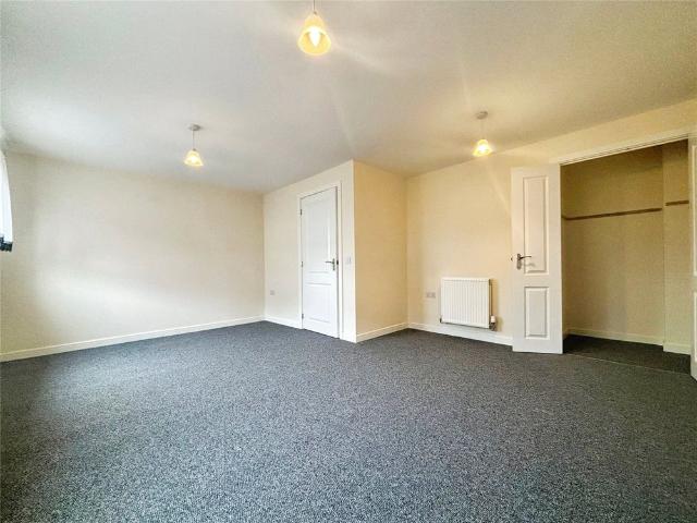 4 bedroom house to rent