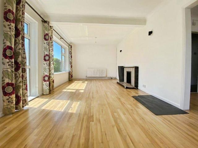 4 bedroom house to rent