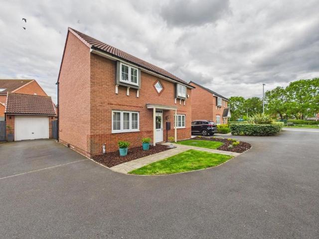 4 bedroom house to rent