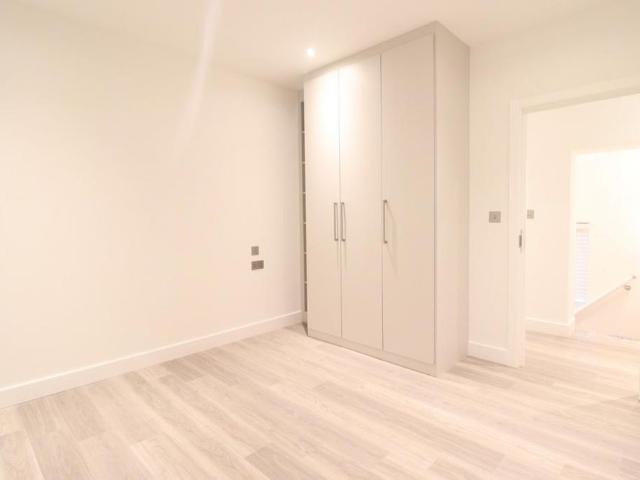 4 bedroom house to rent