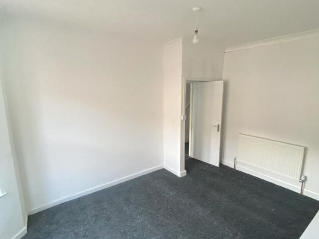 4 bedroom house to rent