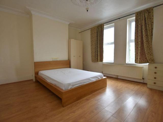 4 bedroom house to rent
