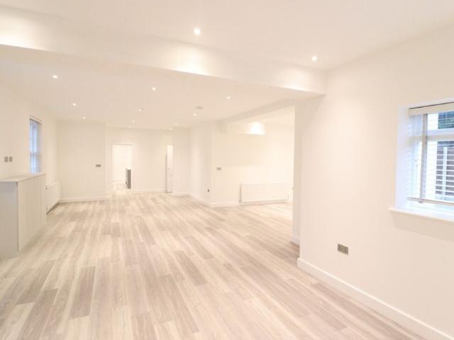 4 Bedroom House To Rent, 4 Bedroom House To Rent
