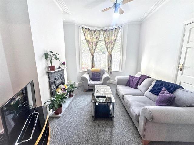 4 bedroom house to rent