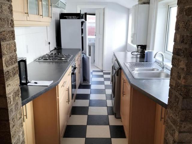 4 bedroom house to rent