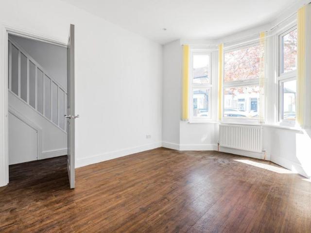 4 bedroom house to rent