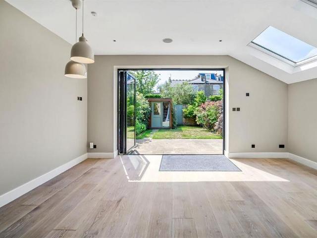 4 bedroom house to rent