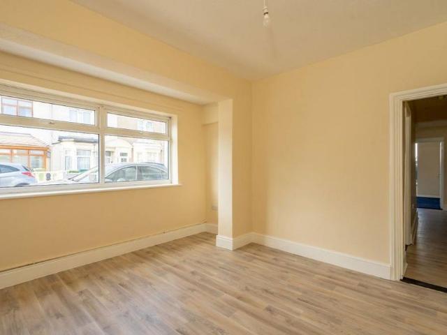 4 bedroom house to rent