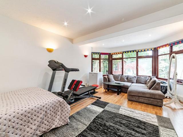 4 bedroom house to rent