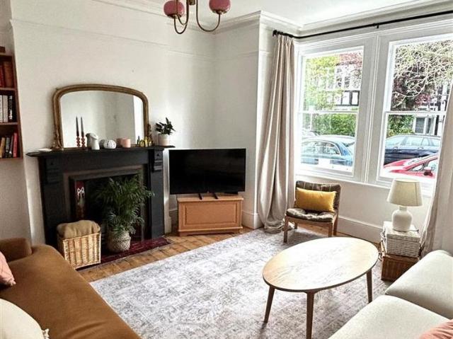 4 bedroom house to rent
