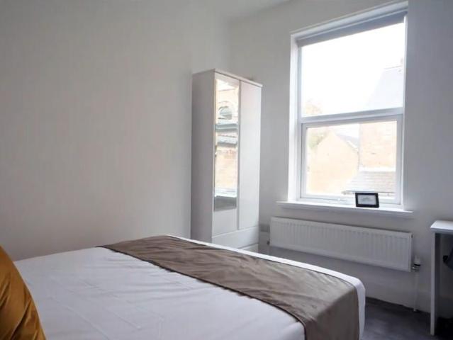 4 bedroom house to rent